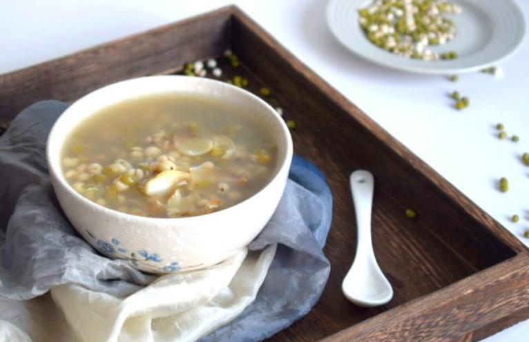 Practice of Job's tears, lily and mung bean Congee - Chinese recipe