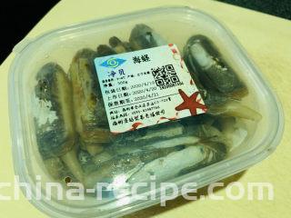 The method of making scallion oil razor clams - Chinese recipe